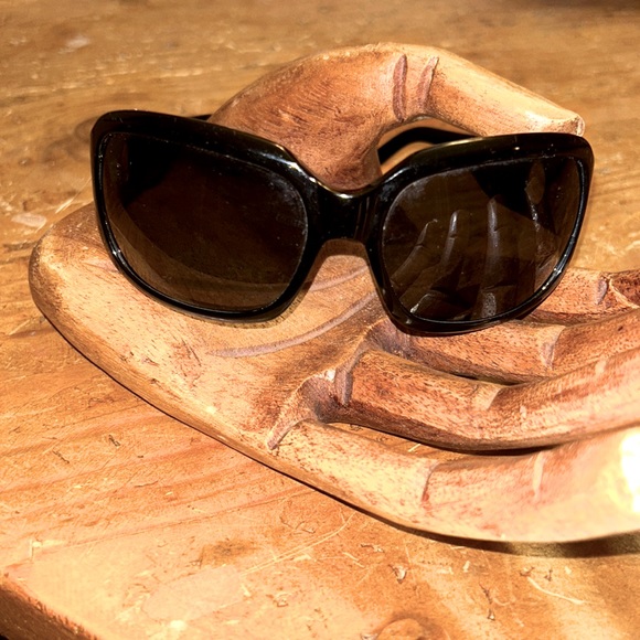 MAX RUCCI | Accessories | Max Rucci Black Rectangular Grommet ...